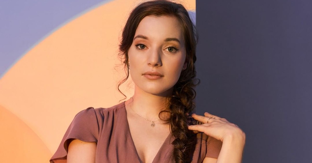 Sanah has released a new single. Check how well you know the lyrics of ...