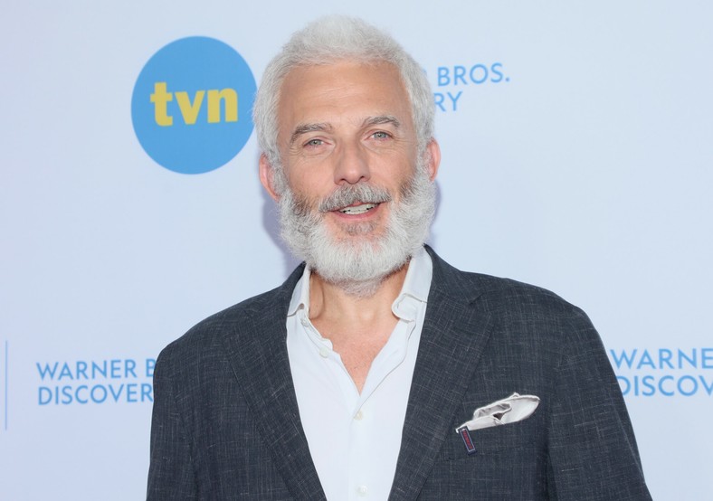 Hubert Urbański niemal nie do poznania. W Sopocie zaskoczył wizerunkiem ...