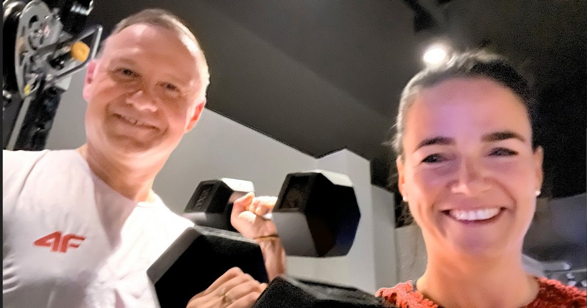 Prezydenci Polski i Węgier razem na siłowni. Opis zdjęcia mówi wszystko ...