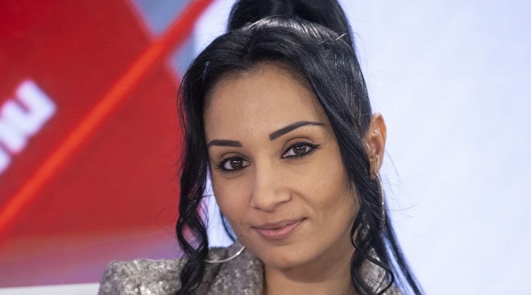 Kibékült Nótár Mary és Lotti - Blikk