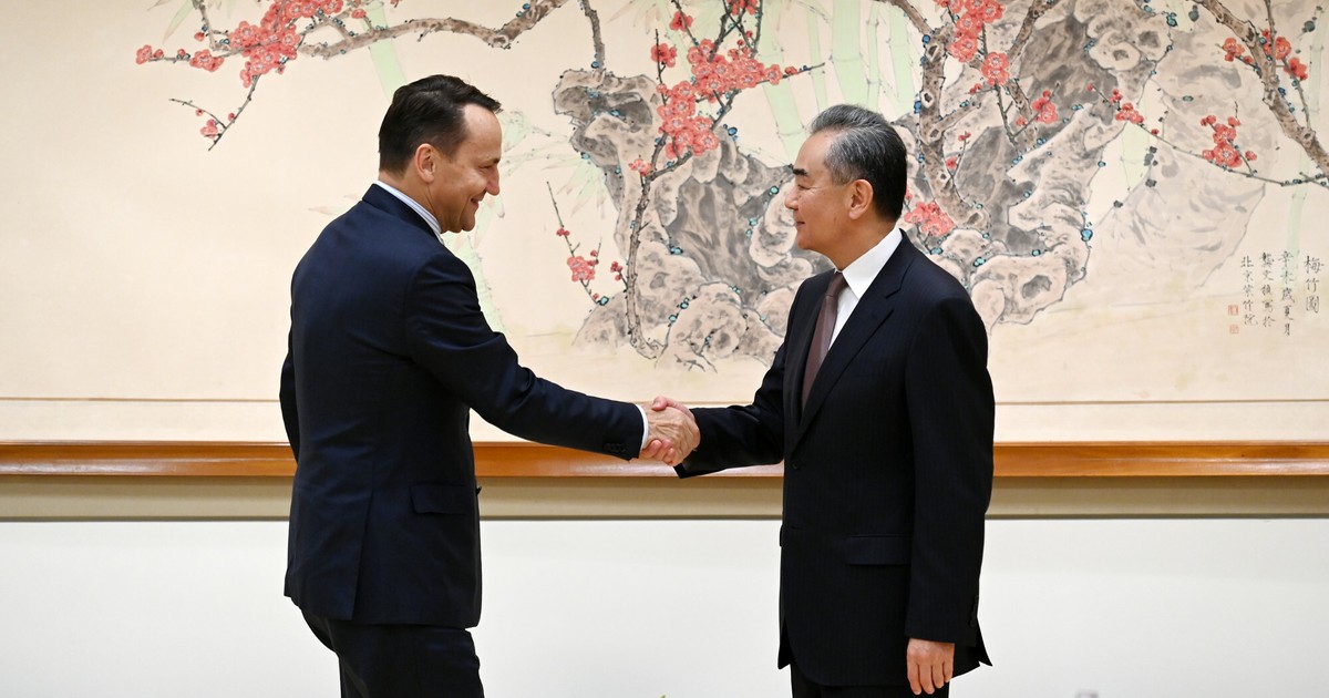 Kluczowy chiński polityk przyjeżdża do Polski. Rozmowy o Białorusi w tle