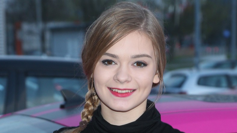 Julia Wróblewska znów pokazała się w odważnej wersji. Co za dekolt ...