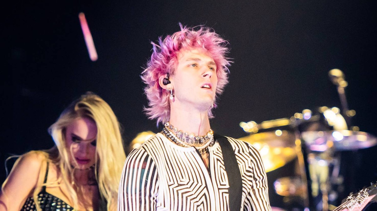 Machine Gun Kelly Budapesten van - Blikk