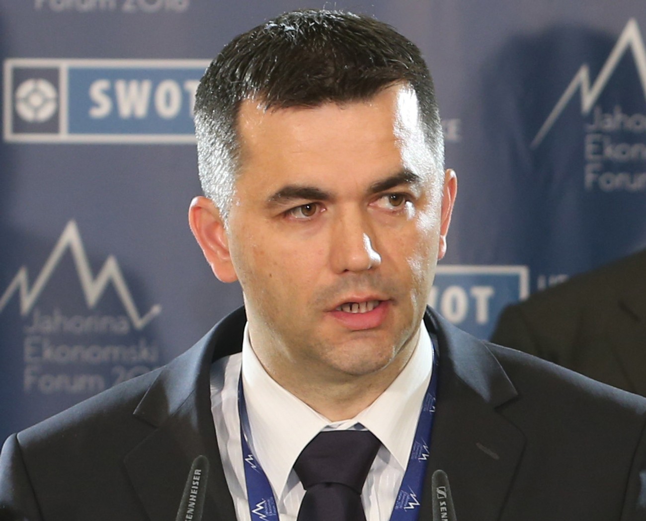 Grabovac: Odluka Vlade Srpske o povećanju plata i jednokratnoj pomoći ...