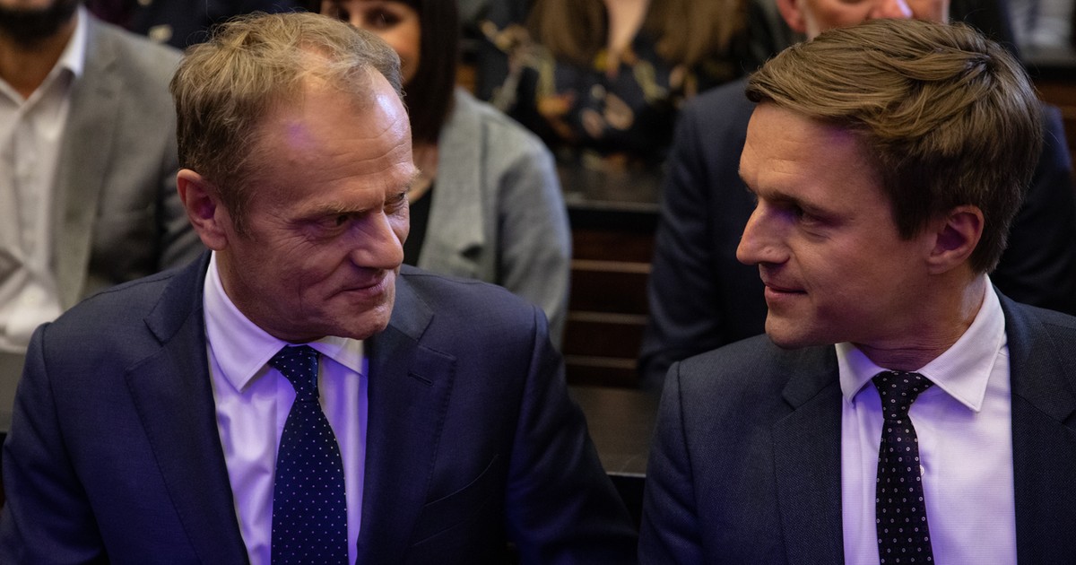 Leszek Jażdżewski o książce "Szczerze" Donalda Tuska - Wiadomości