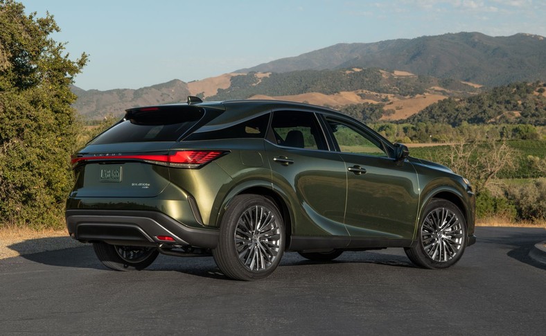 NOWY Lexus RX już w Polsce. Nie tylko cena zaskoczy sześć razy ...