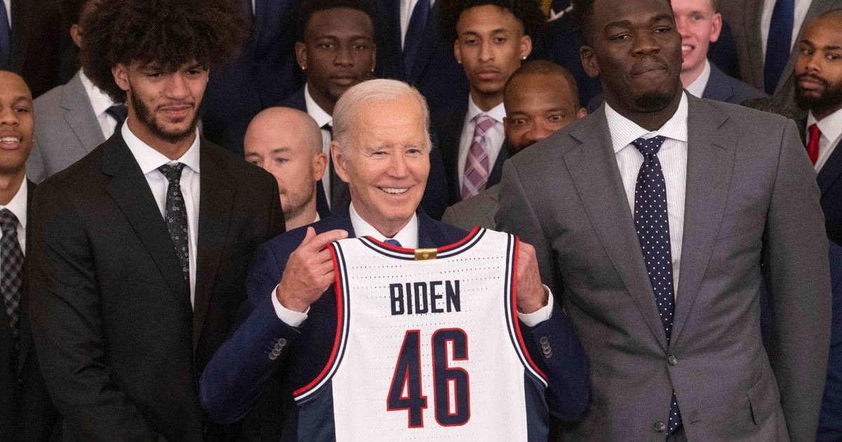 President Joe Biden tells baby 'I'm bored with me, too' as crying ...