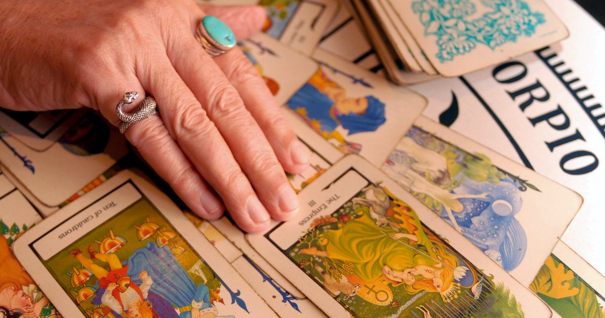 The psychic industry is worth $2 billion. Here are 5 wild psychic ...