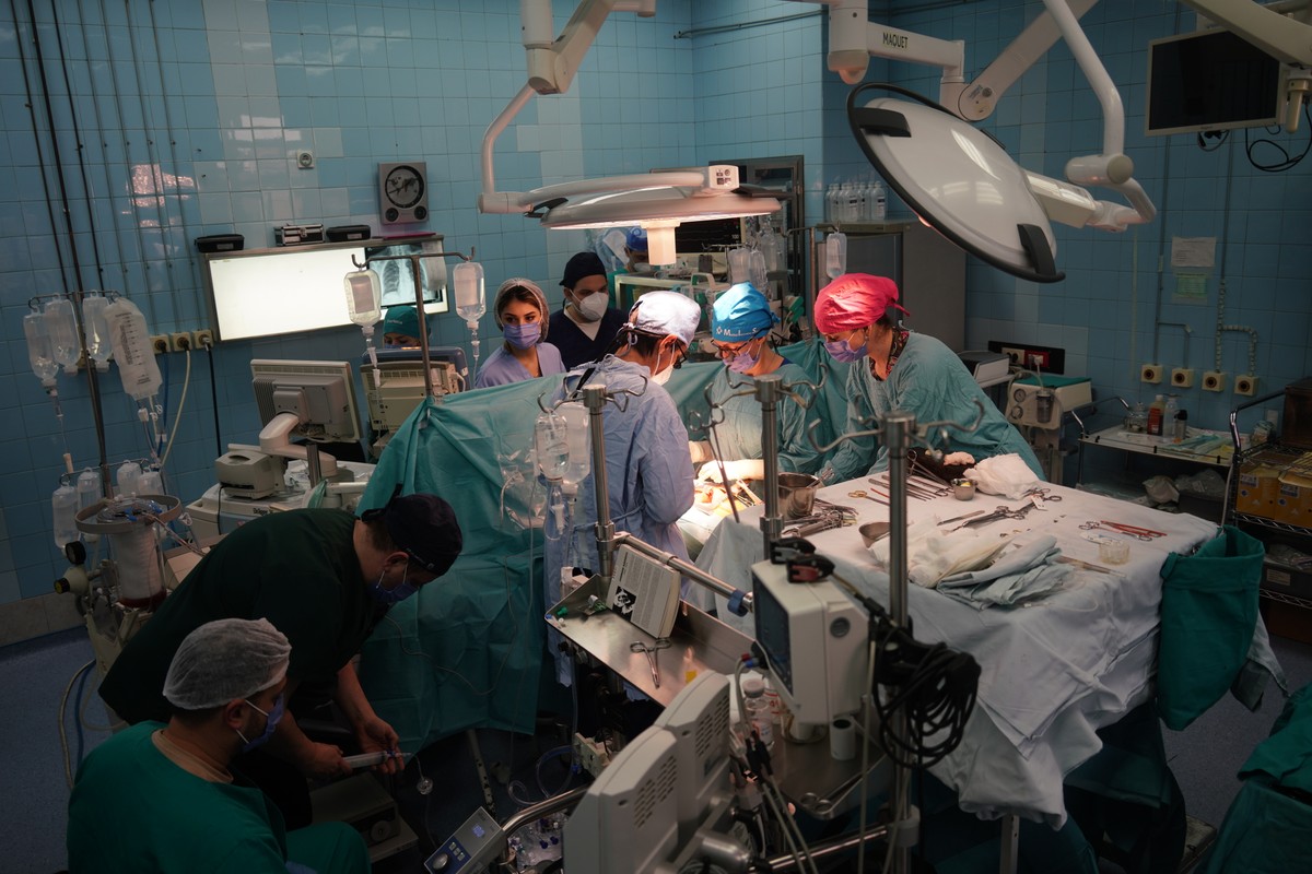 Pacijentu ugradili dva veštačka srca: Istorijski podvig srpskih ...