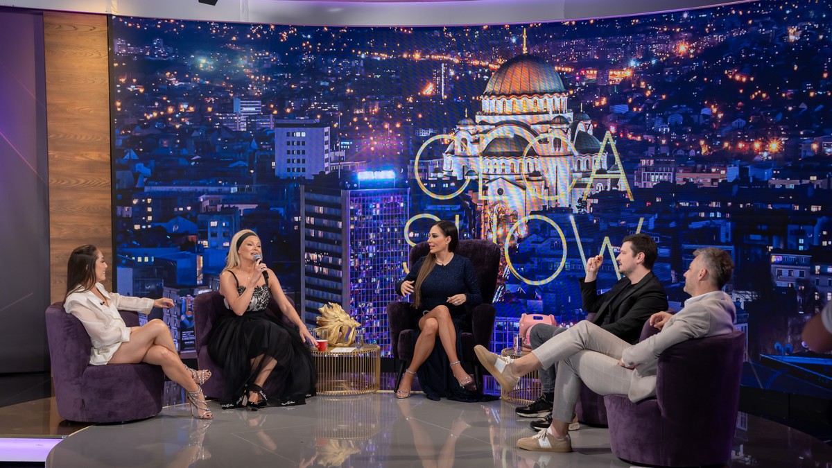 Upravo na Blic TV "Jedan frajer me je muvao uz ovu pesmu" Ceca ...