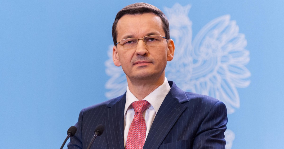 Morawiecki w ogniu pytań! Najpierw pożegnał zimę