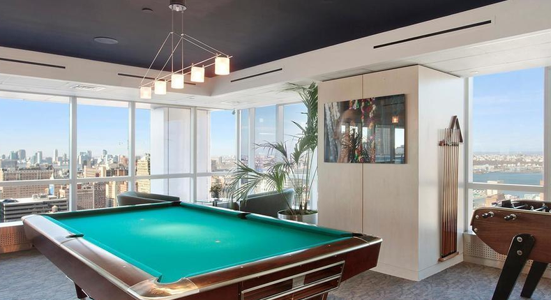 How $100,000 custom pool tables are made for celebrities like Justin ...