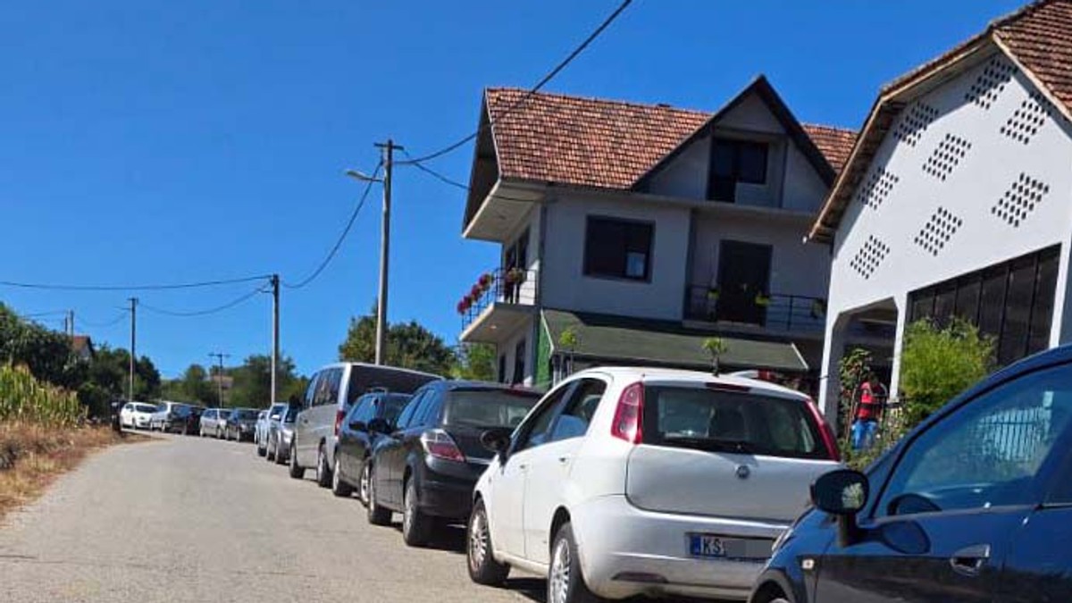 Ovo je kuća u kojoj je muškarac ubio sina i oca - Blic