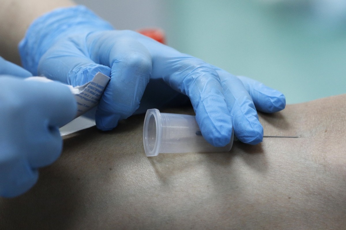 Kako će izgledati život PRVIH LJUDI koji dobiju vakcinu? - Žena.rs