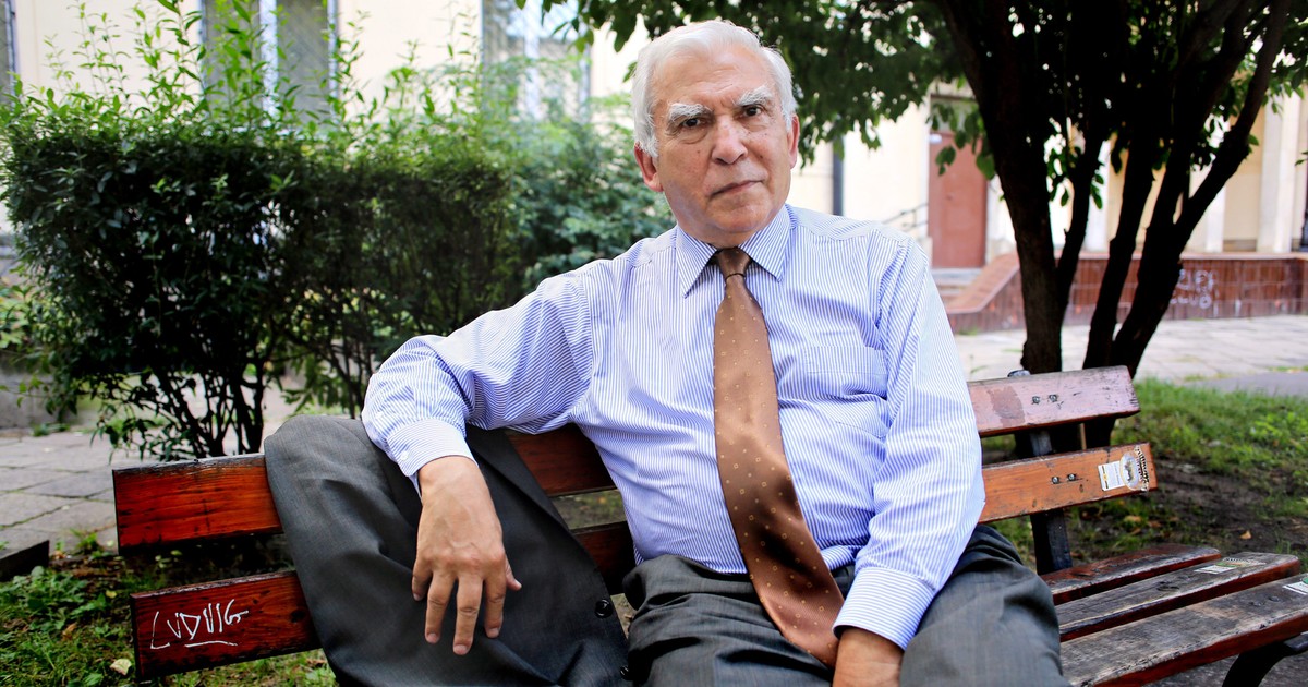 Prof. Rotfeld rezygnuje z przewodniczenia Polsko-Rosyjskiej grupie ds ... Prof. Rotfeld rezygnuje z przewodniczenia Polsko-Rosyjskiej grupie ds ...