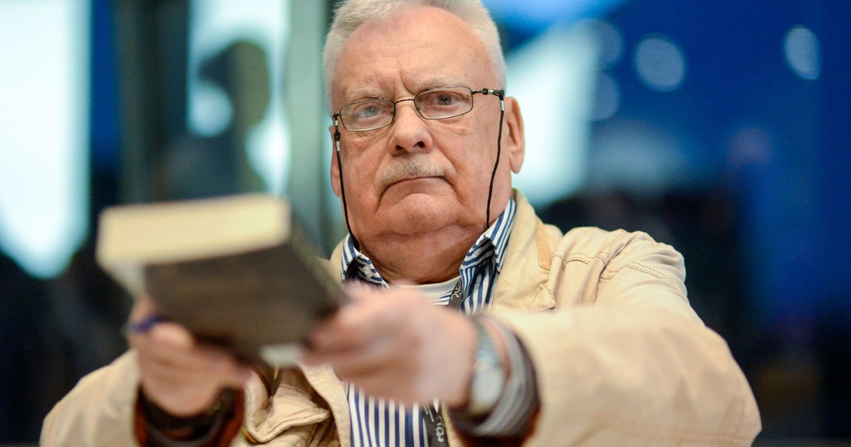 "Wiedźmin: Rozdroże kruków". Sapkowski: nie czuję się zakładnikiem niczego i nikogo - Książki