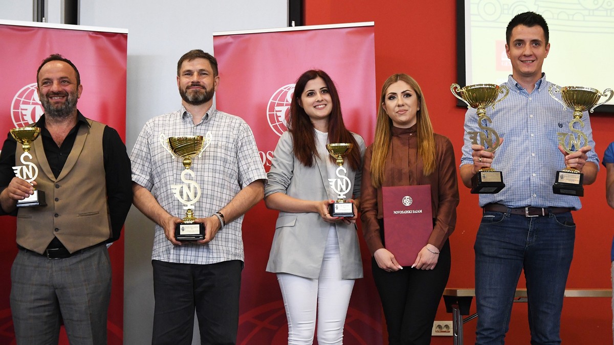 FLORI ZLATNA PRIZNANJA U PET KATEGORIJA: Dodeljena priznanja na Novosadskom sajmu - Blic