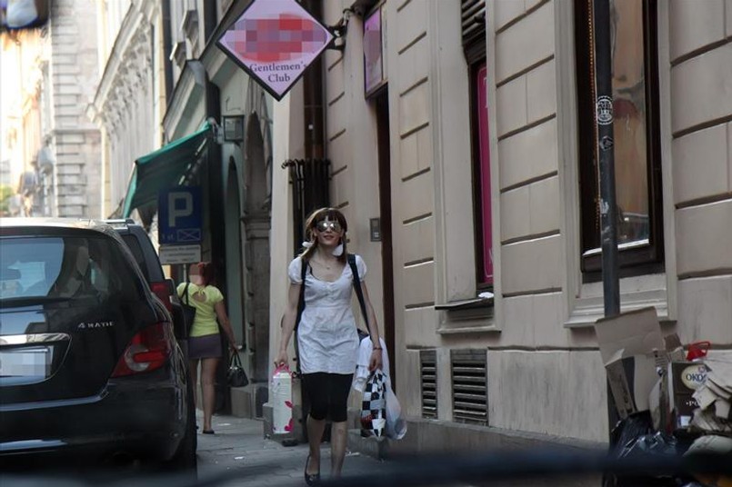 Matka Madzi straciła pracę. Już nie tańczy przy rurze - Dziennik.pl