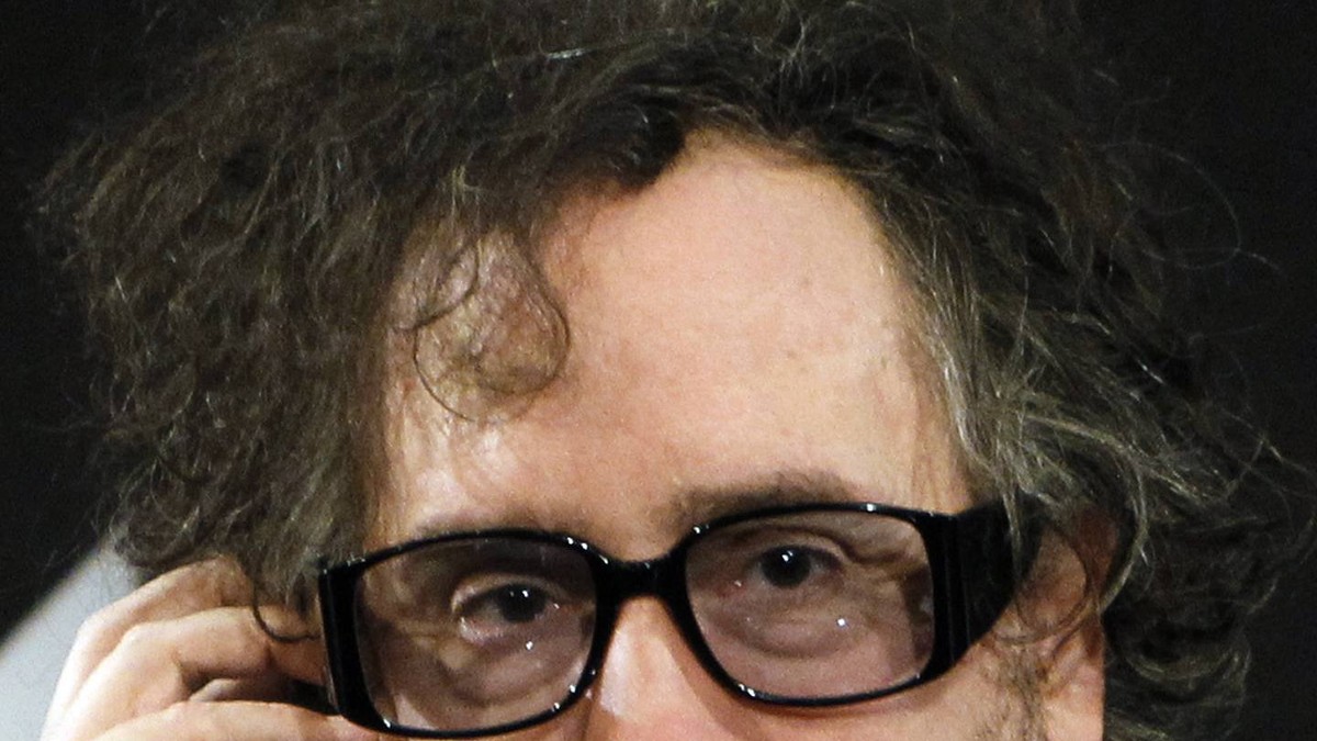 INCIDENT NA SNIMANJU Tim Barton hitno hospitalizovan - Blic