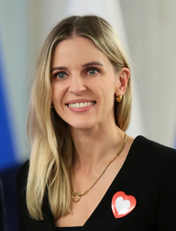 Aleksandra Gajewska w ogniu krytyki. Poszło o to, że przyszła do Sejmu ...