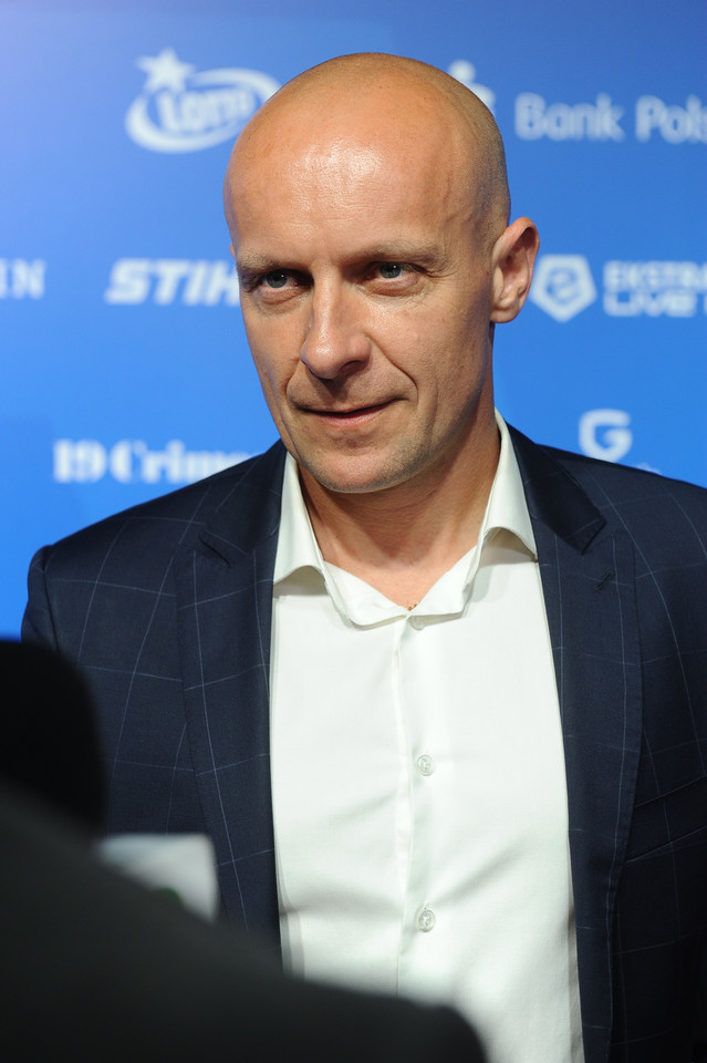 Szymon Marciniak zabrał żonę na ściankę. "Wsparcie czuję na każdym ...
