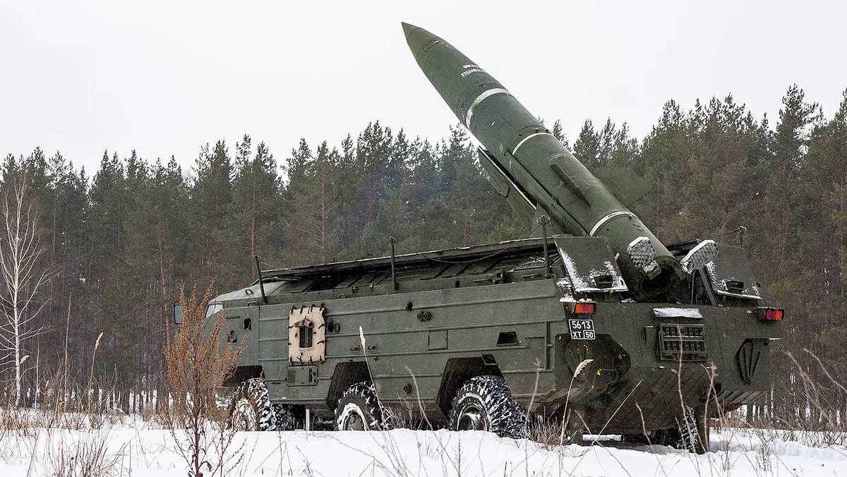 Rosja zmieniła taktykę. Jej rakiety korzystają z nietypowej ochrony