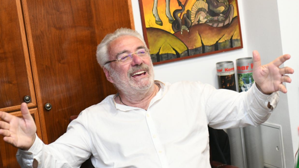 Ovo je ćerka Branimira Nestorovića: Mina studirala dva fakulteta i svi kažu da liči na oca - Blic