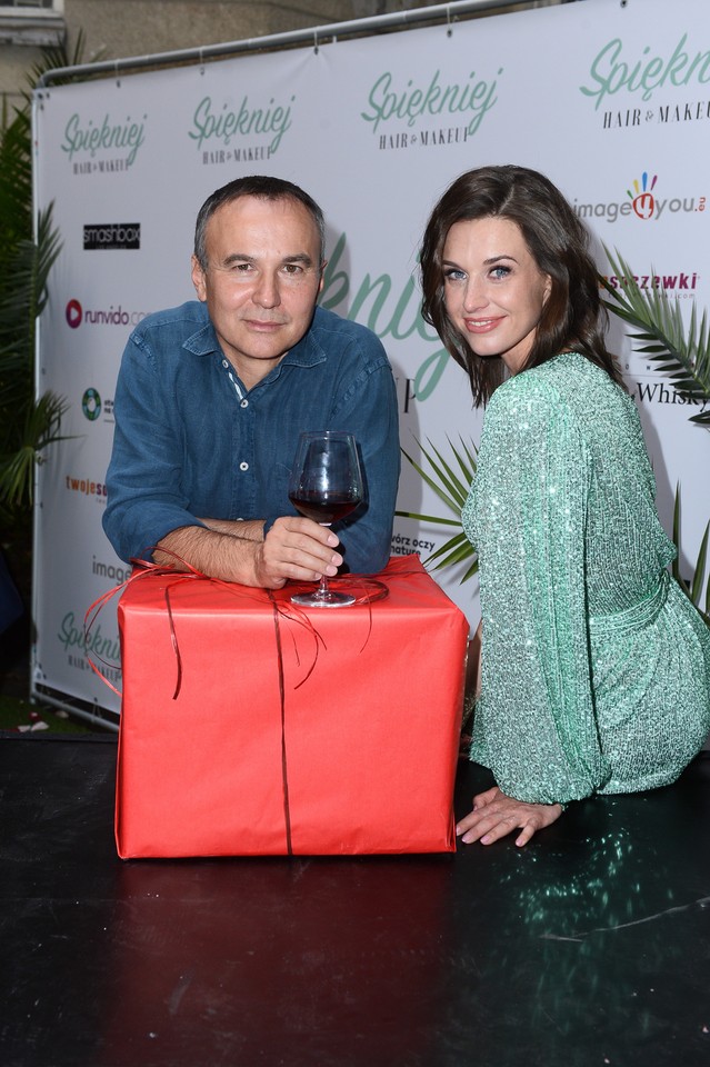 Julia Kamińska i Piotr Jasek wywoływali kontrowersje. Dzieliło ich 20 ...