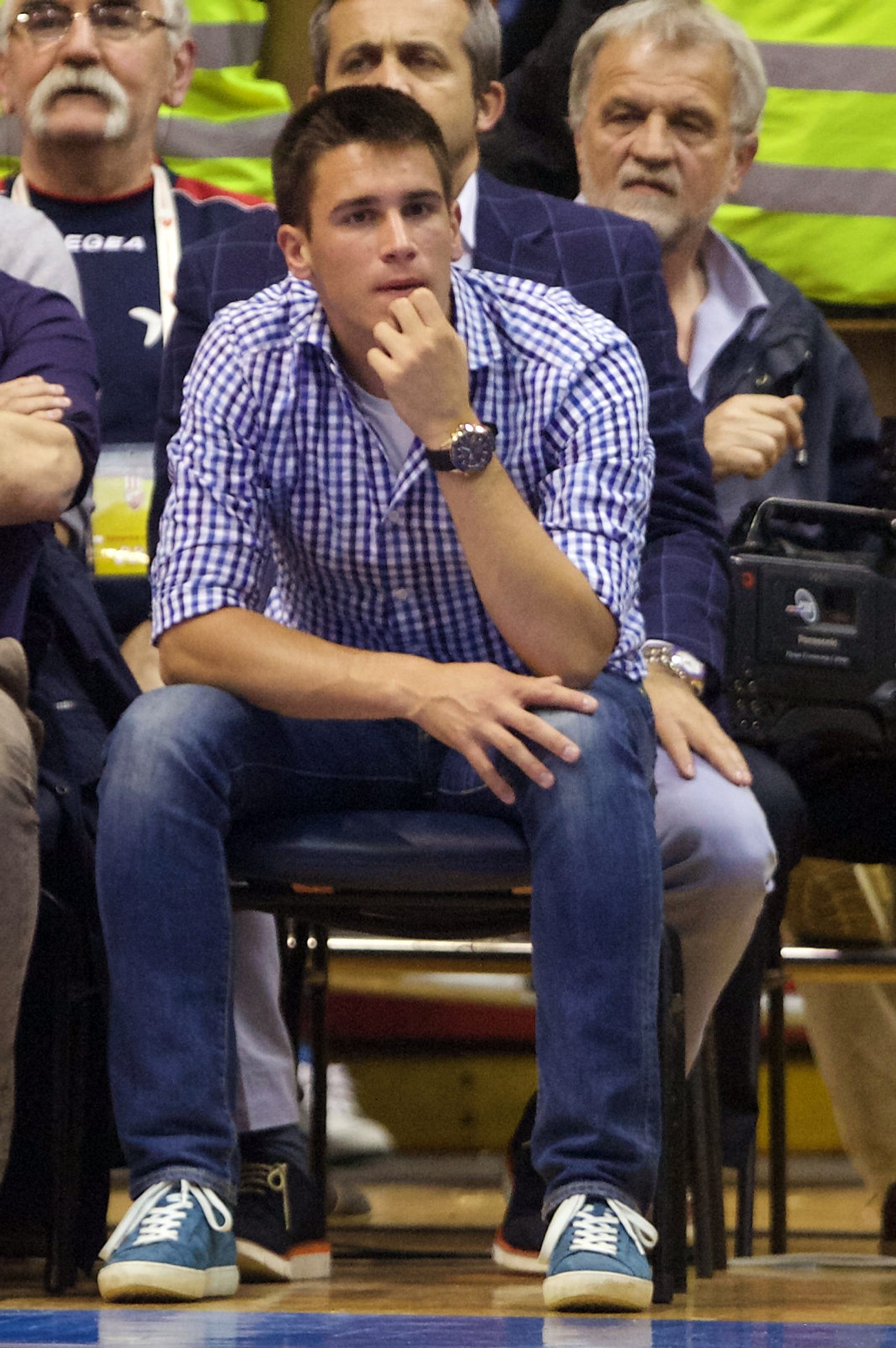 DRAMA ĐORĐA ĐOKOVIĆA Novakov brat bio u avionu koji je trebalo da sleti na aerodrom u Briselu - Blic