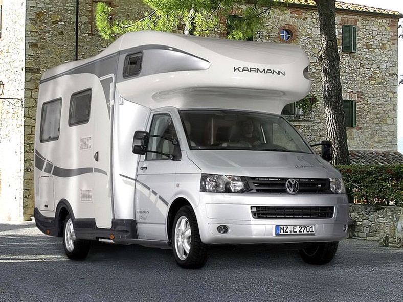 Volkswagen T5: kamper z firmy Karmann-Mobil