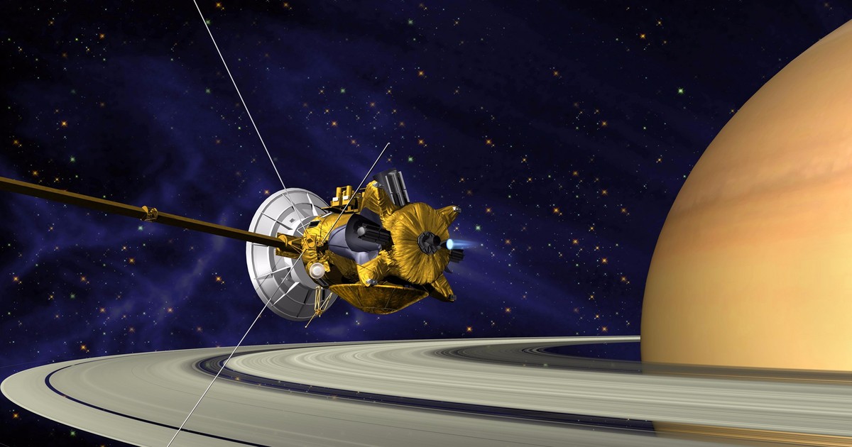 NASA just got its closest look at Saturn yet — here's what it saw ...