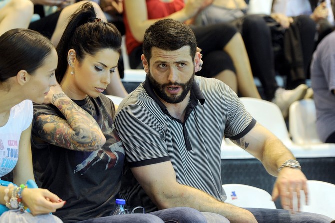 Šapić je bio jedan od najlepših vaterpolista: A sa njegove žene Milice ...