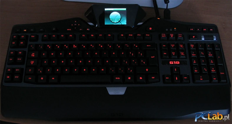 Logitech G19 – pierwsza klawiatura dla graczy z kolorowym ekranem LCD
