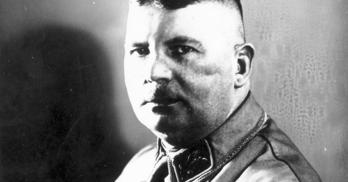 Jako jeden z nielicznych zwracał się do Hitlera per "ty". Zginął z ...