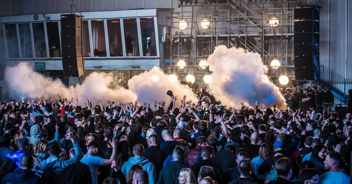 Najlepsze techno imprezy w warszawskim Instytucie - Noizz