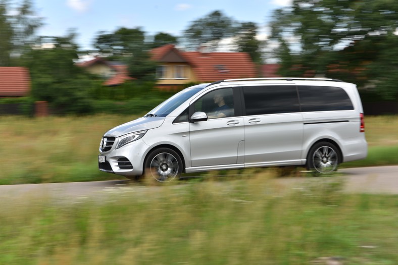 Mercedes V 250d – bardzo drogi busik | TEST