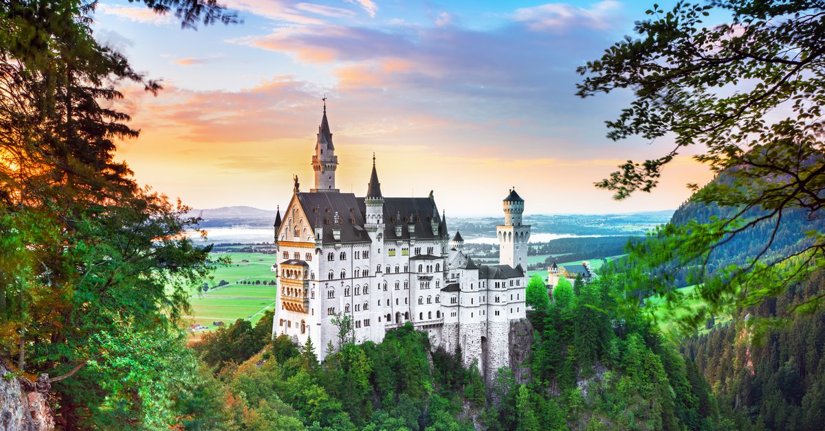 zamek-neuschwanstein-w-niemczech-najbardziej-bajkowa-budowla-na