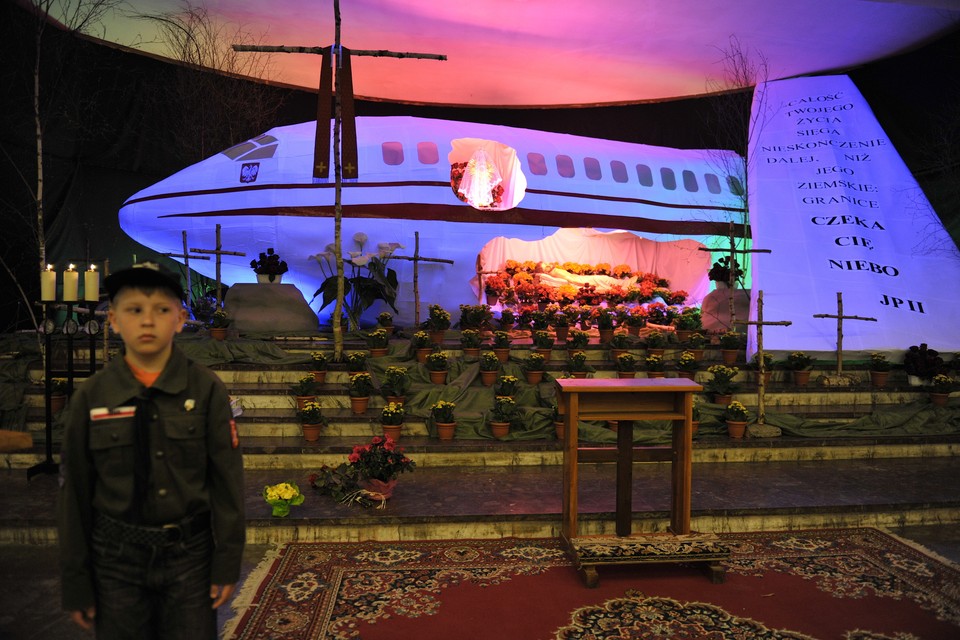 Grób Pański w tupolewie - Wiadomości