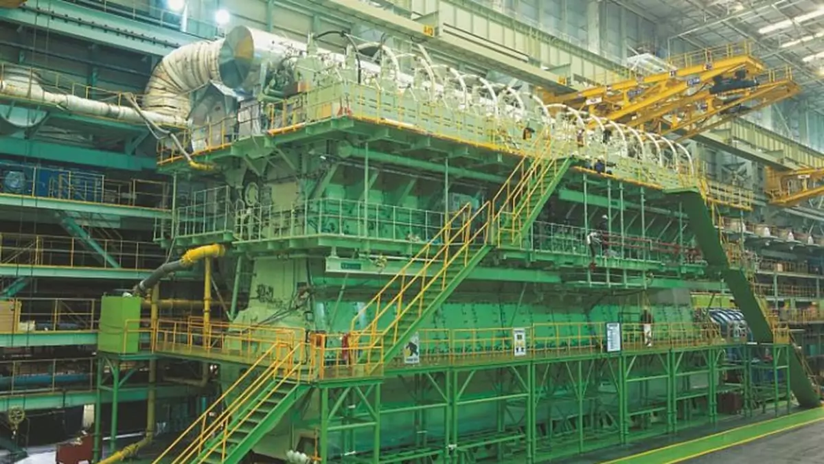 Oto największy diesel świata. Do Passata nie wejdzie