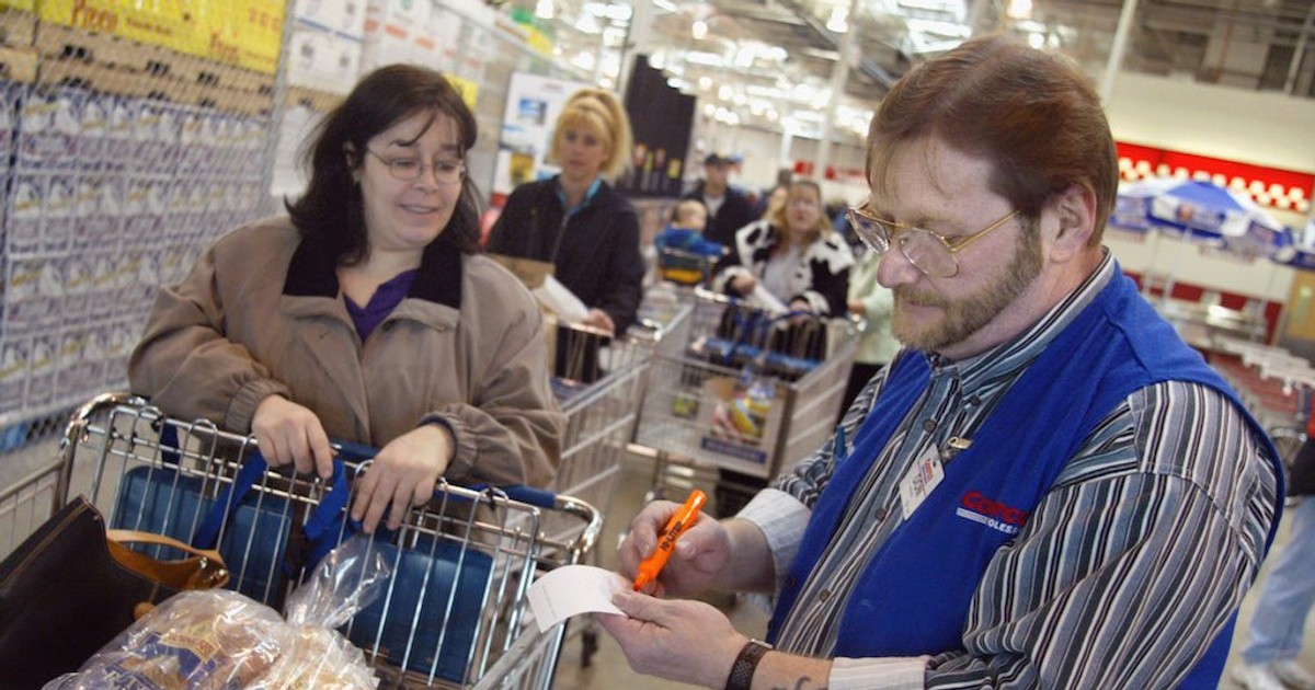 Here’s what Costco workers are actually looking for when they check ...
