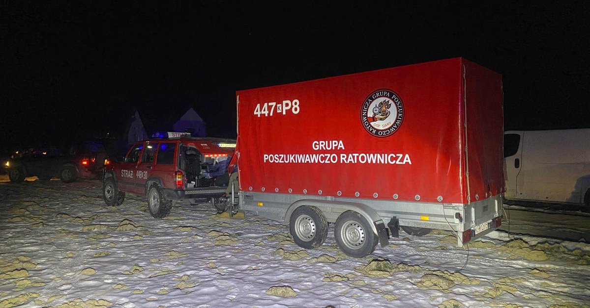 Liczyła się każda minuta. Mimo mrozu służby przeczesywały pola i lasy w ...