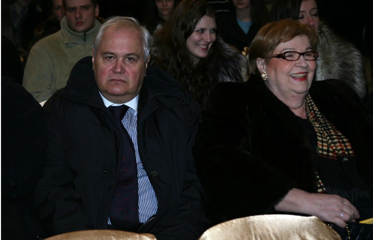 Evo ko je bila Olga Milutinović, prva dama Srbije i supruga pokojnog ...