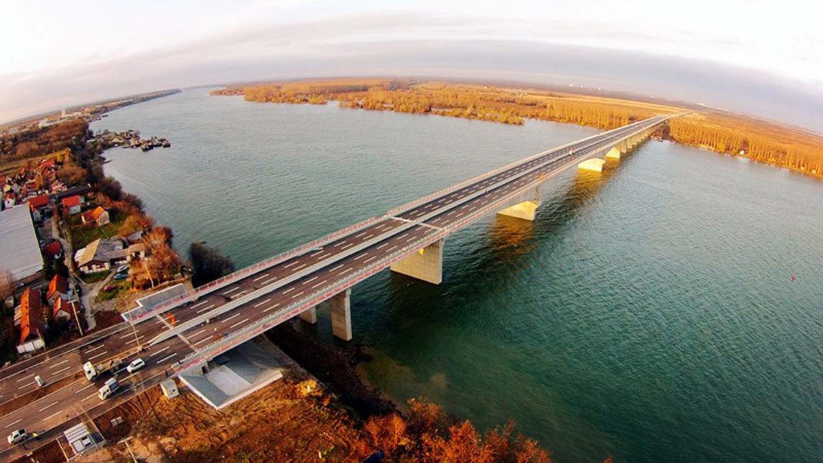IMPRESIVNO Ovako Pupinov most izgleda iz vazduha (FOTO)
