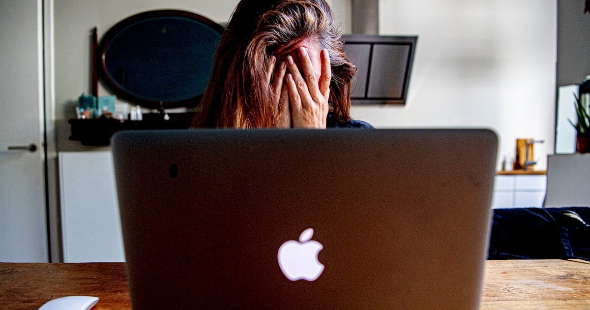 Here are 5 ways to stay safe when sending intimate images online ...