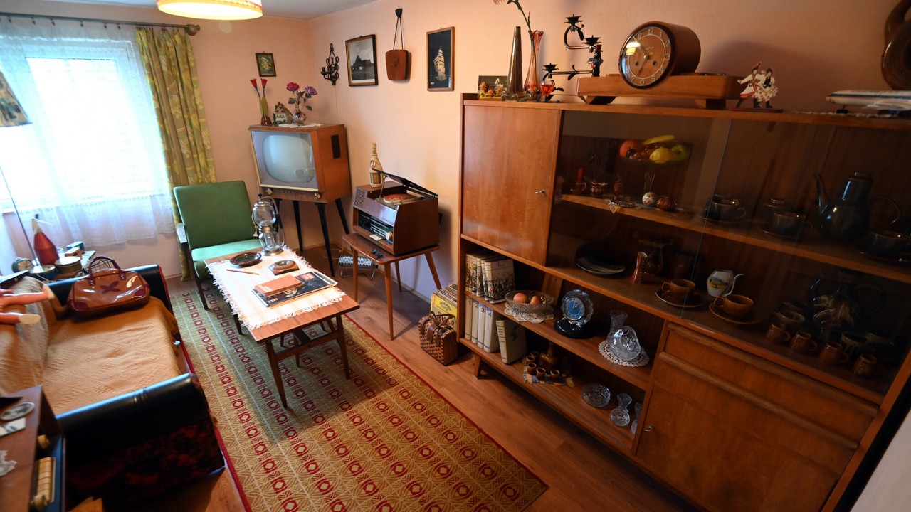 25 pytań z PRL-u. Jak dobrze pamiętasz tamte czasy? - Kobieta