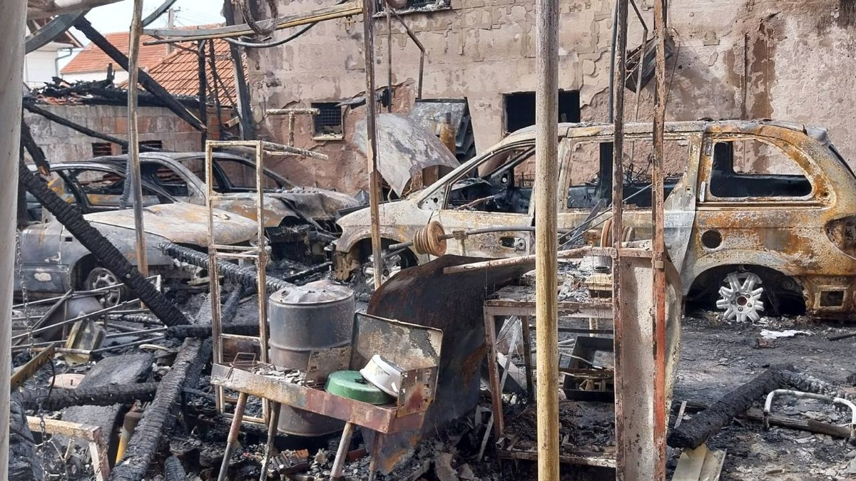 Jezive scene dan nakon velikog požara u Nišu - Blic