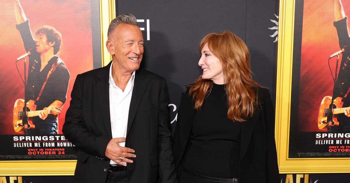 Bruce Springsteen's wife Patti Scialfa has been his bandmate for ...
