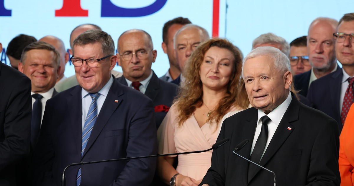 Co z pieniędzmi dla PiS? Partia może liczyć na przelewy