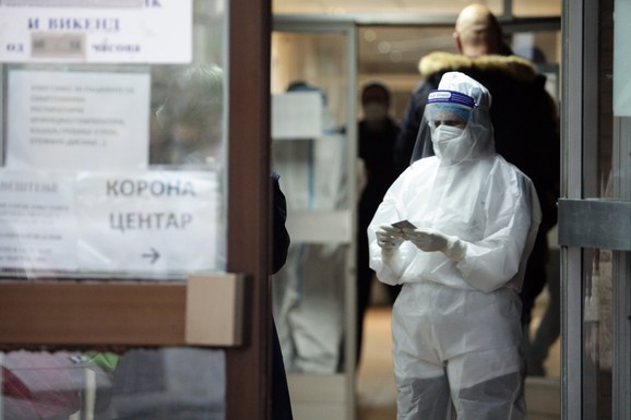 NAJNOVIJI KORONA PRESEK: UMRLO 57 LJUDI! Manji broj zaraženih, raste ...