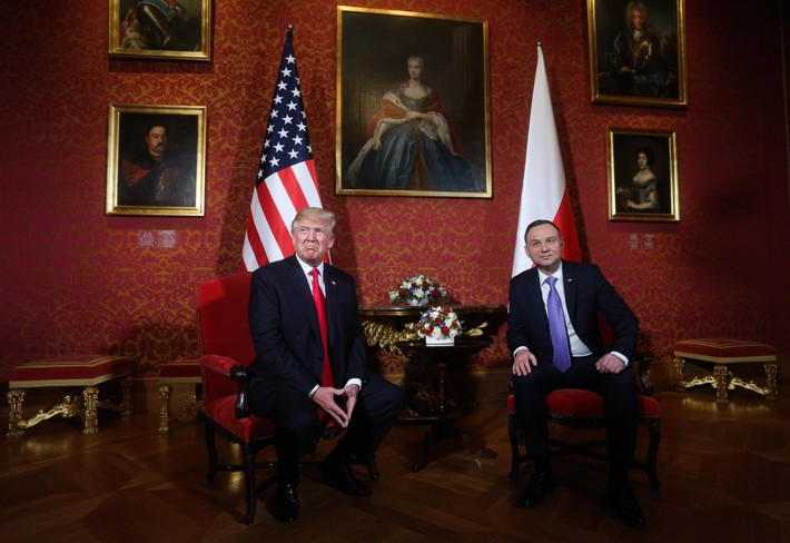 Donald Trump w Polsce. Przemówienie na placu Krasińskich - Polityka ...